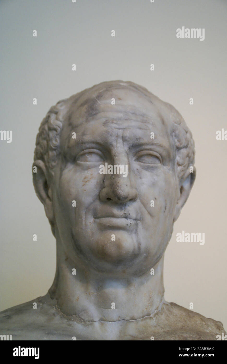 Head of a male statue - National Archaeological Museum, Athens, Greece ...