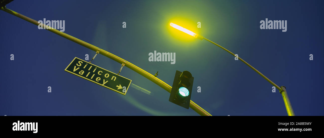 Silicon valley sign street hi-res stock photography and images - Alamy