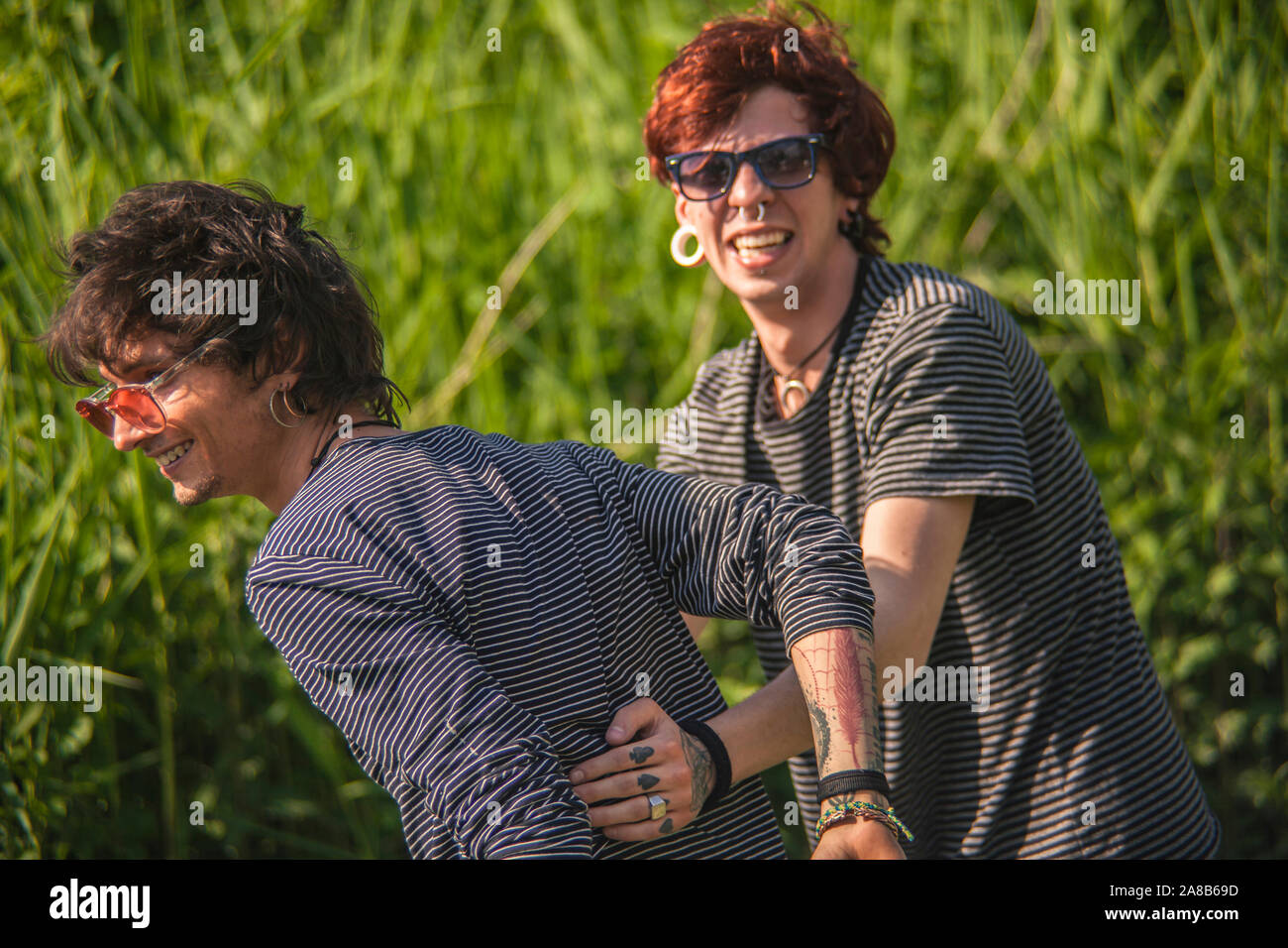 Rival brothers hi-res stock photography and images - Alamy