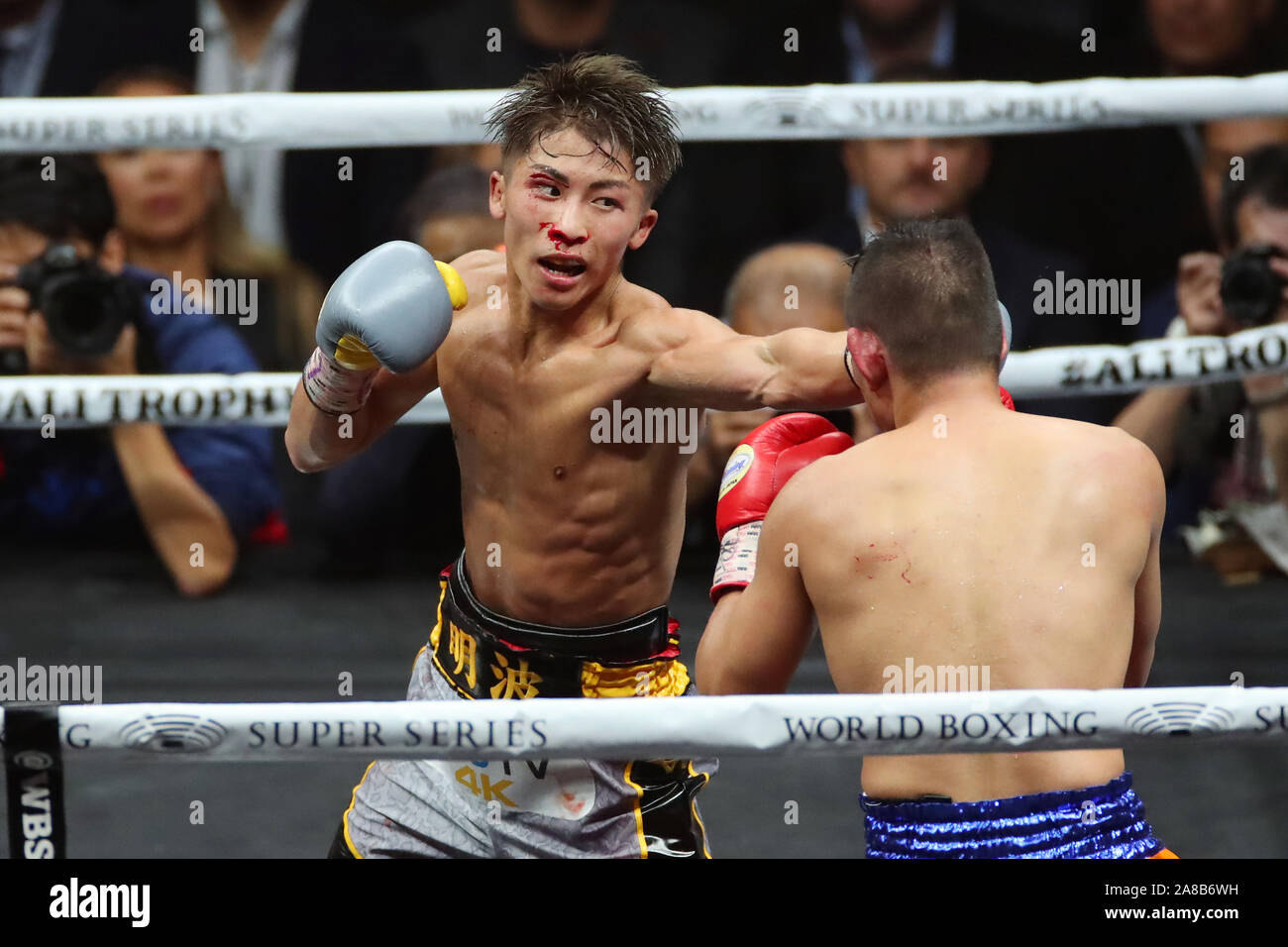 World boxing super series hi-res stock photography and images - Alamy