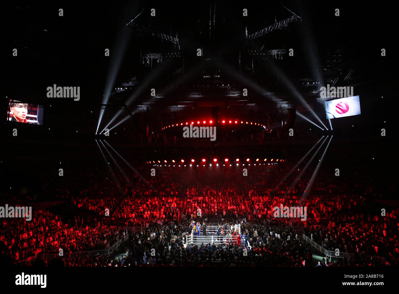 World boxing super series hi-res stock photography and images - Alamy