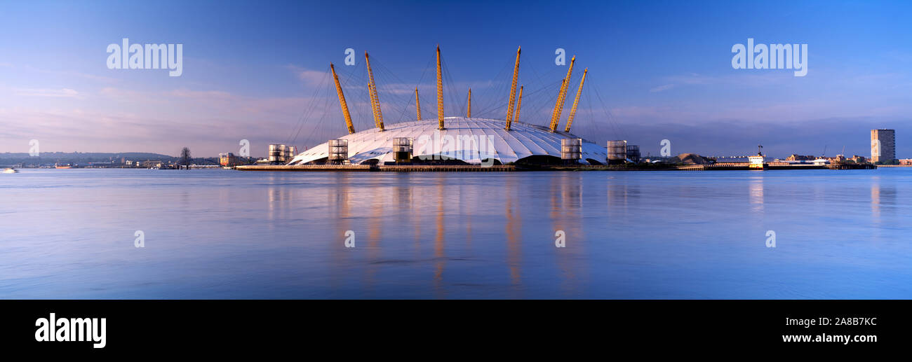 In the millennium dome hi-res stock photography and images - Alamy