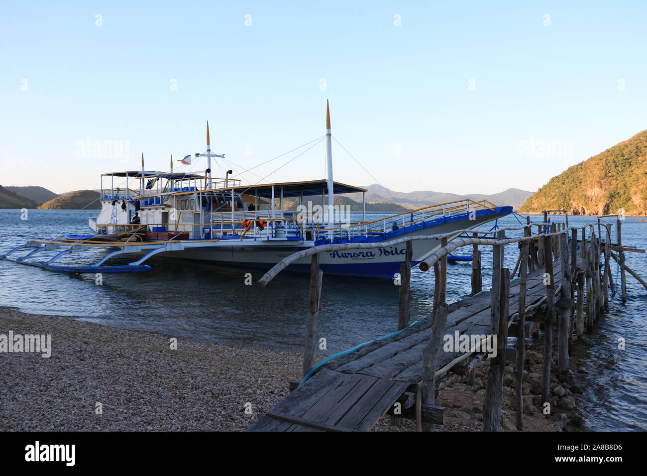 Filipino boat hi-res stock photography and images - Alamy
