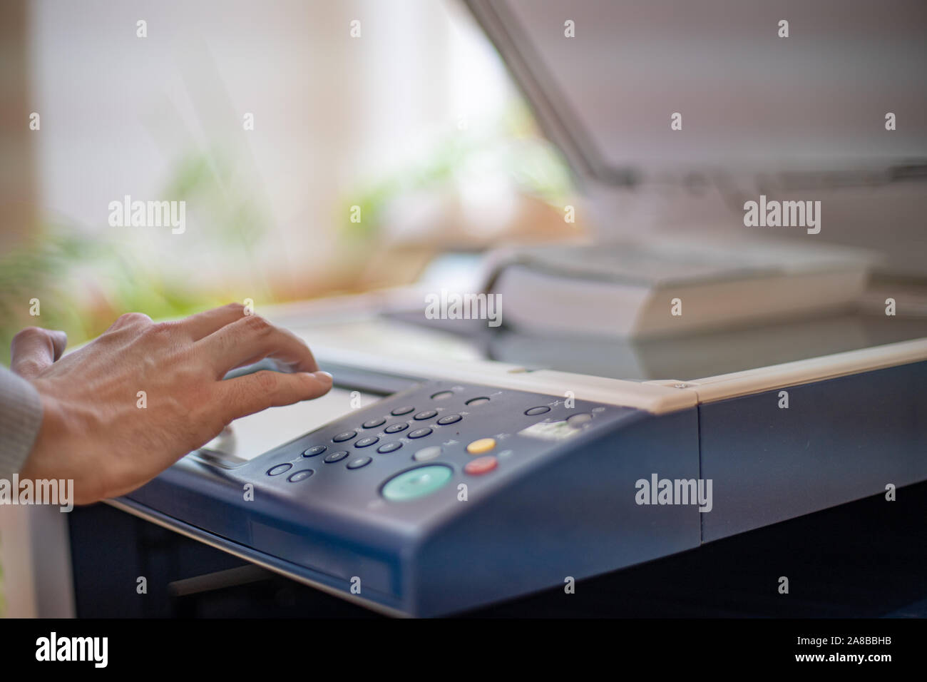 Woman photocopy machine hi-res stock photography and images - Alamy