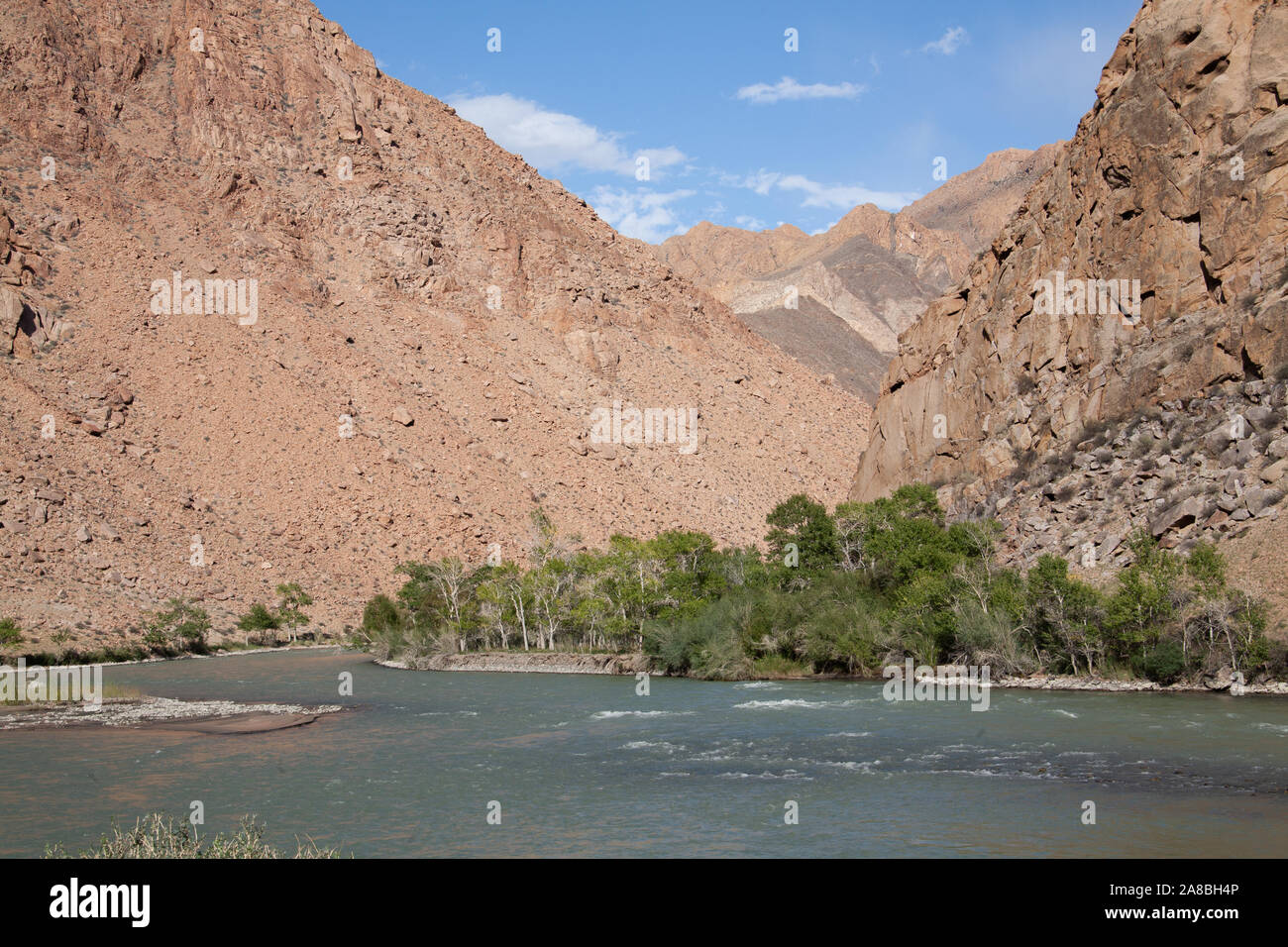 Landscapes of Mongolia, Hovd river Stock Photo - Alamy