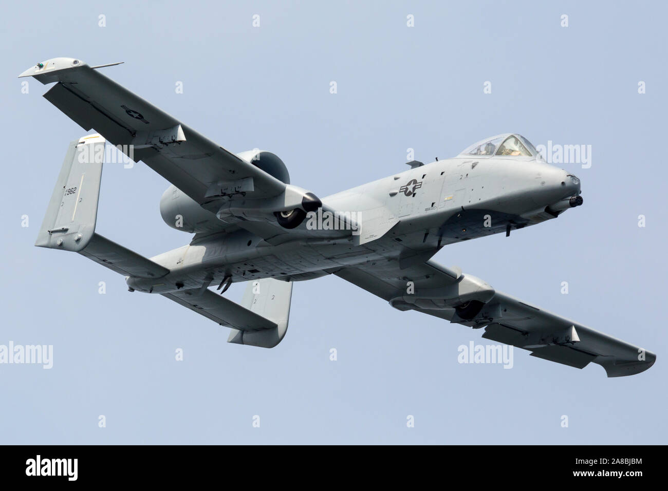 A United States Air Force A-10 Thunderbolt II 'Warthog' performs a demo ...