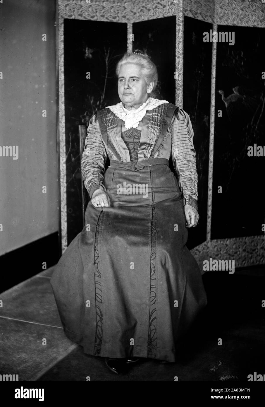 Anna shaw Black and White Stock Photos & Images - Alamy