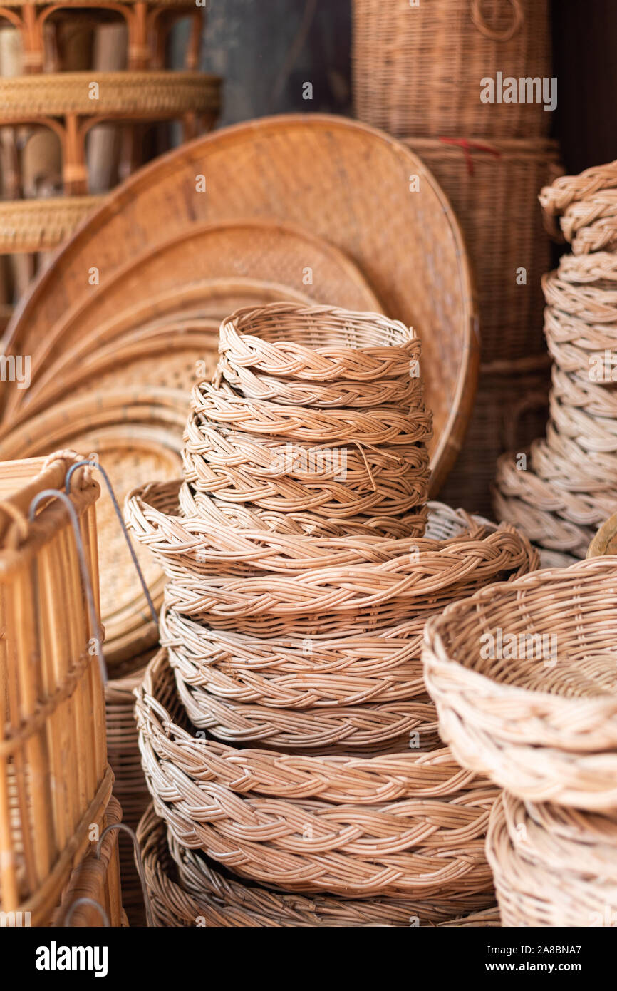 Weave trays hi-res stock photography and images - Alamy