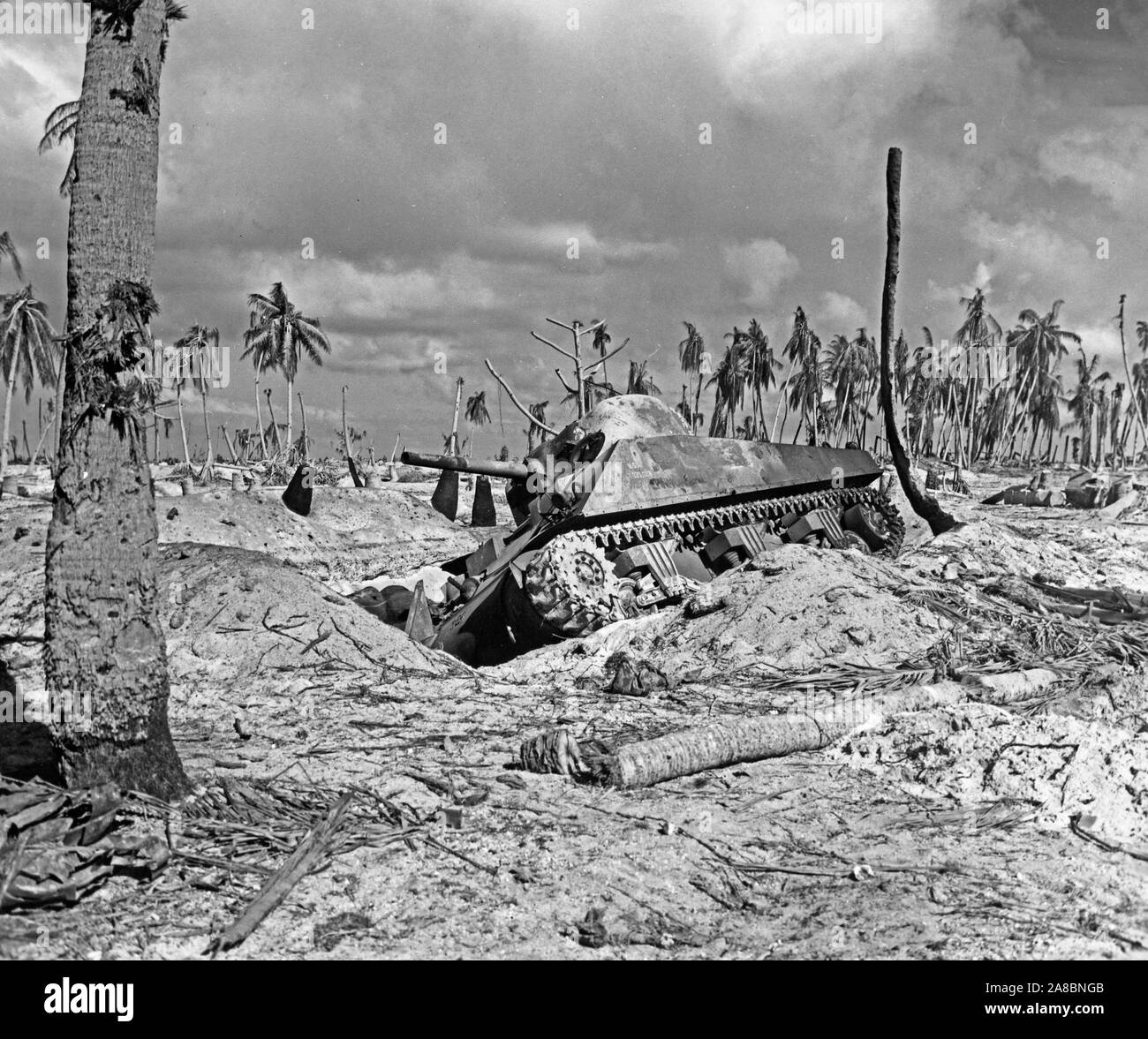 Marine tank destroyed hi-res stock photography and images - Alamy