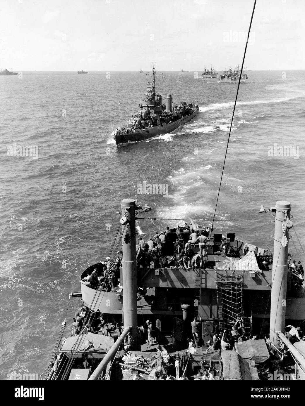 Convoy shots from the USS Monrovia - Tarawa Stock Photo - Alamy