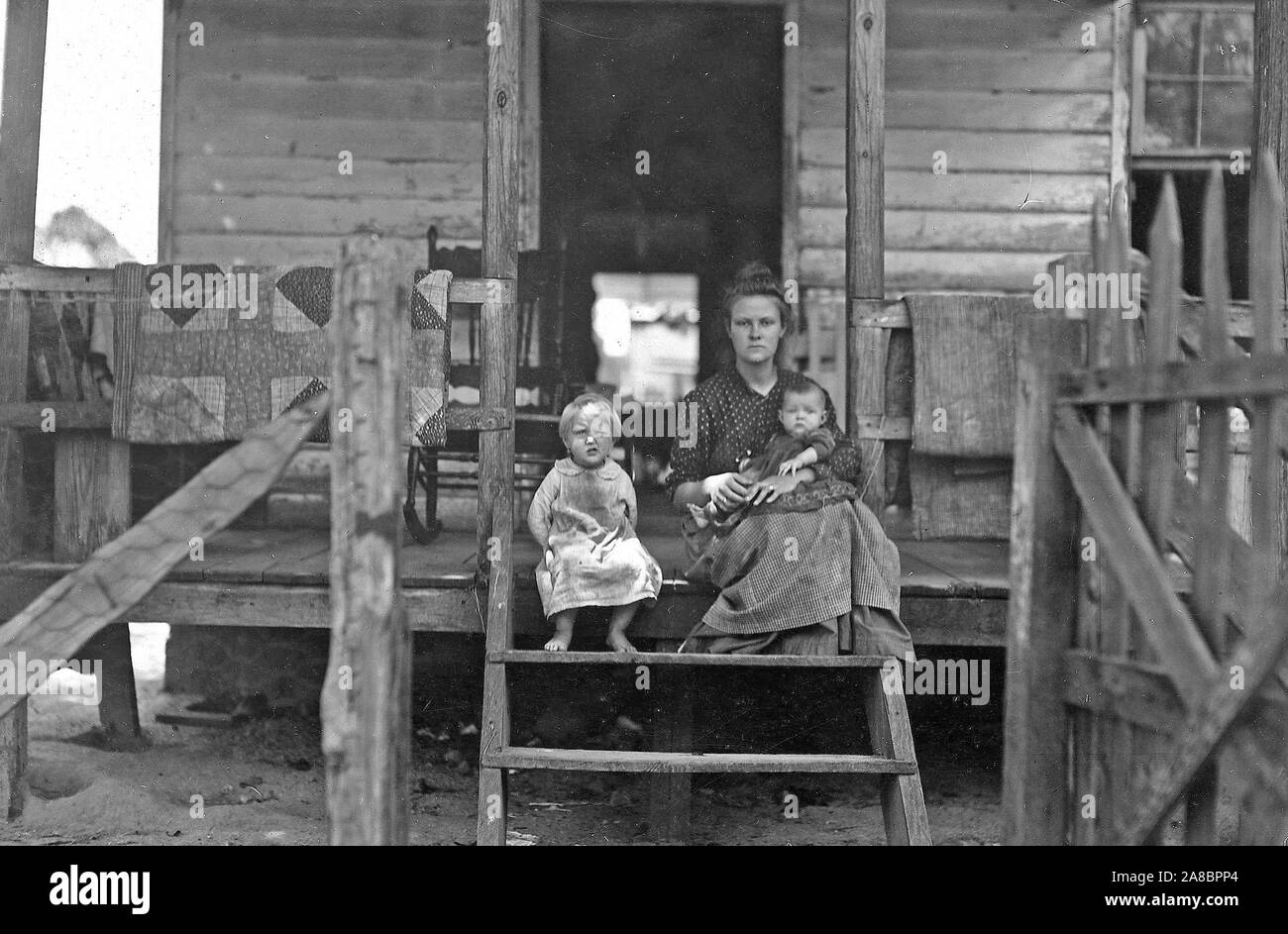 Early 1900s poor black family Black and White Stock Photos & Images - Alamy
