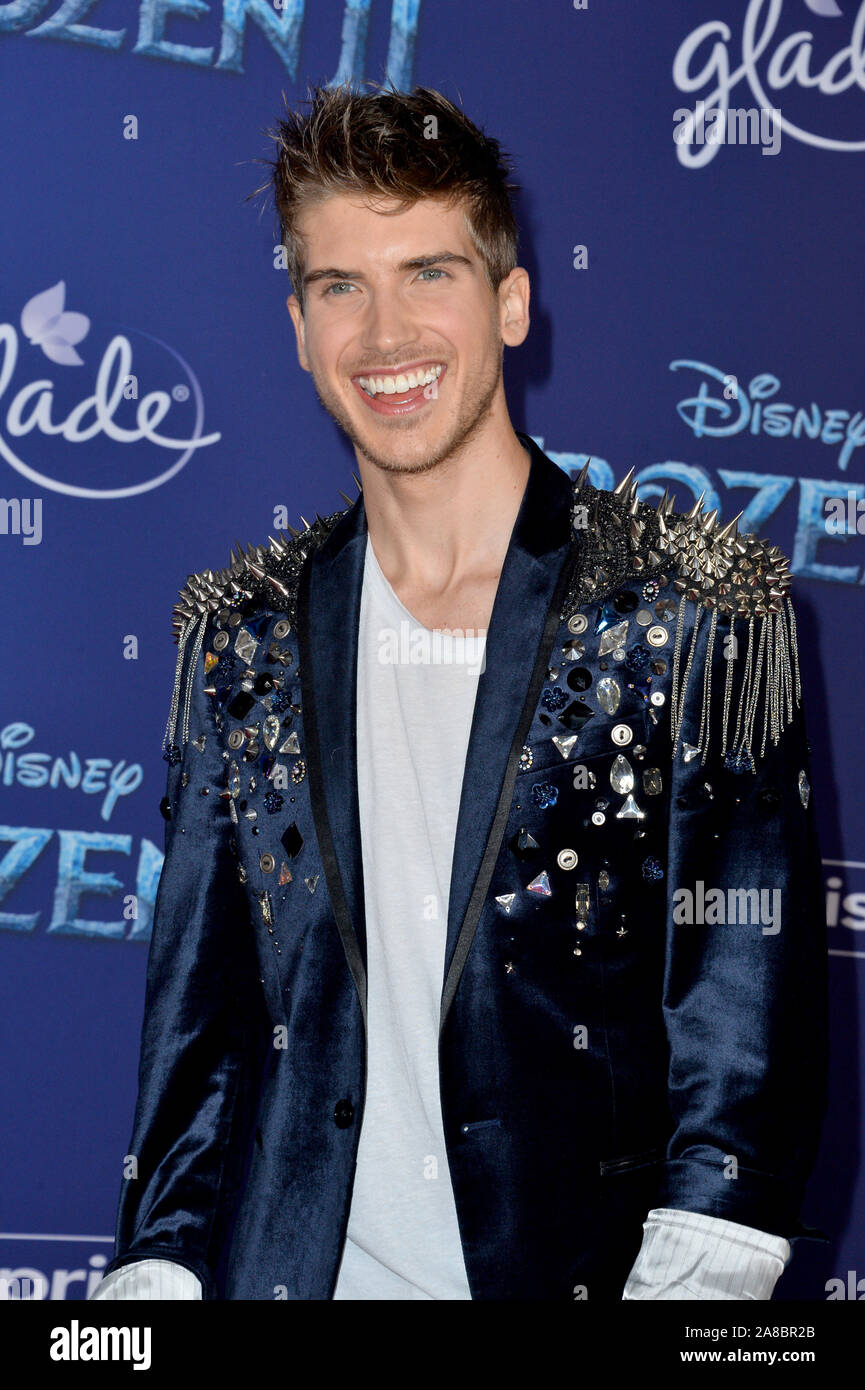 Joey graceffa hi-res stock photography and images - Alamy