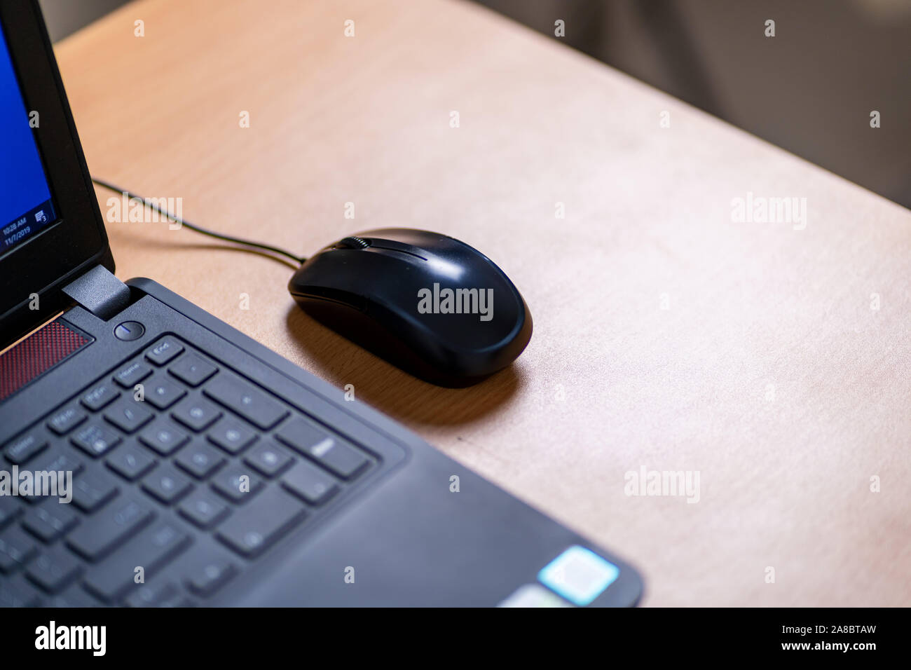 Wired computer mouse hi-res stock photography and images - Alamy