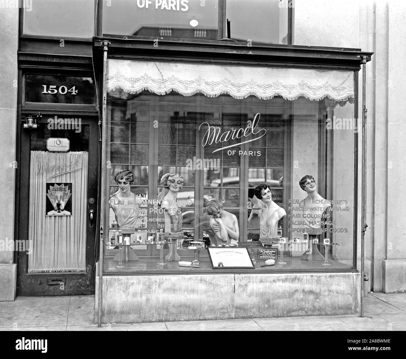 1900's beauty hi-res stock photography and images - Alamy