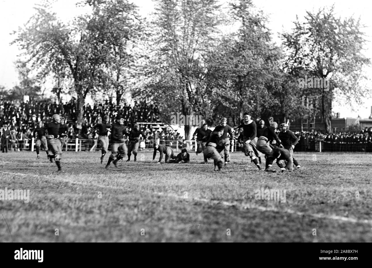 Carlisle indian school 20th century hi-res stock photography and images ...