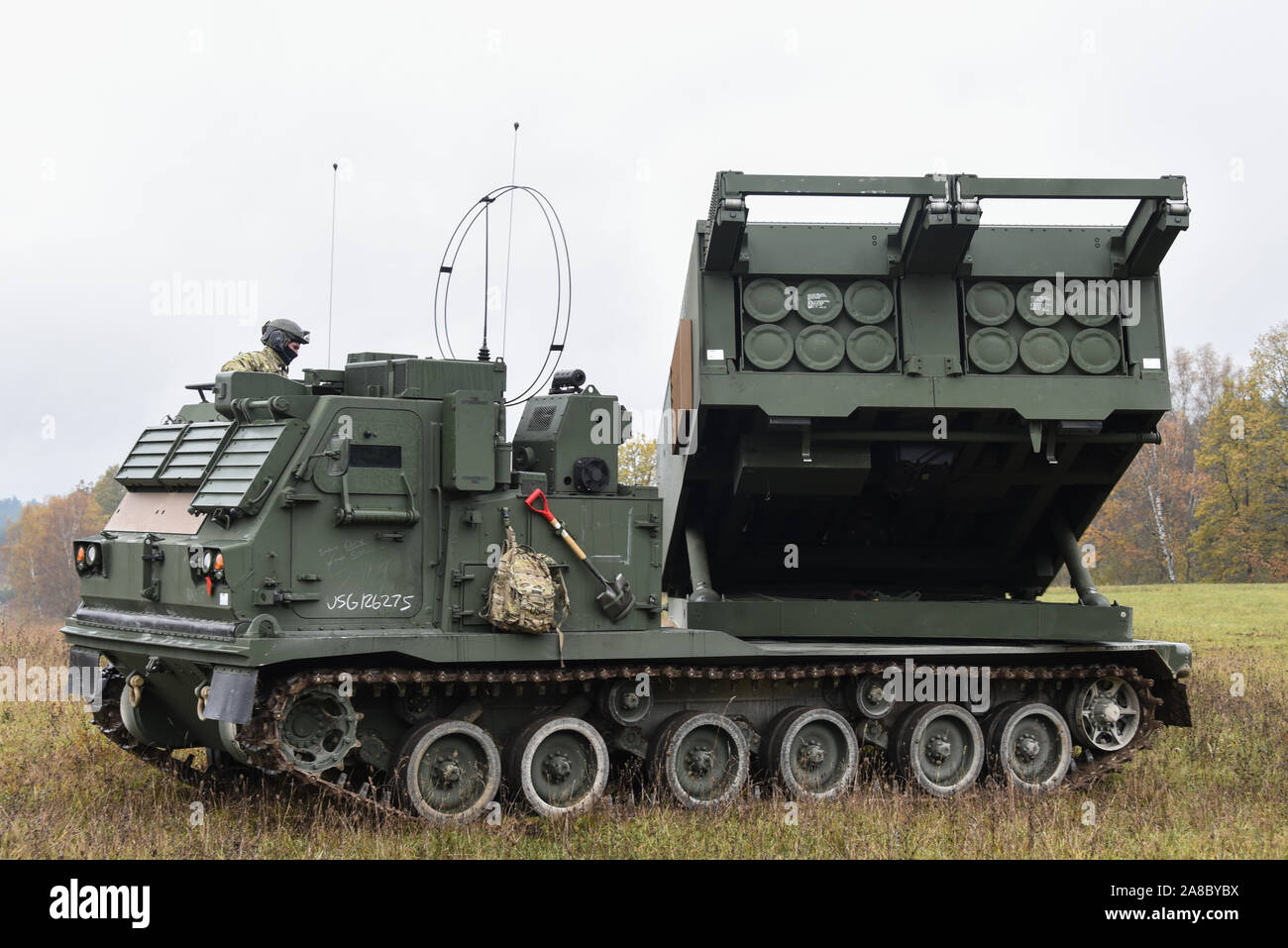 U.S. Soldiers, assigned to 1st Battalion, 6th Field Artillery Regiment ...