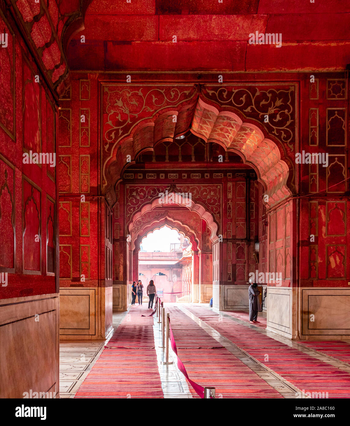 Interior and Exterior Jama Masjid of Delhi - The largest mosque of ...