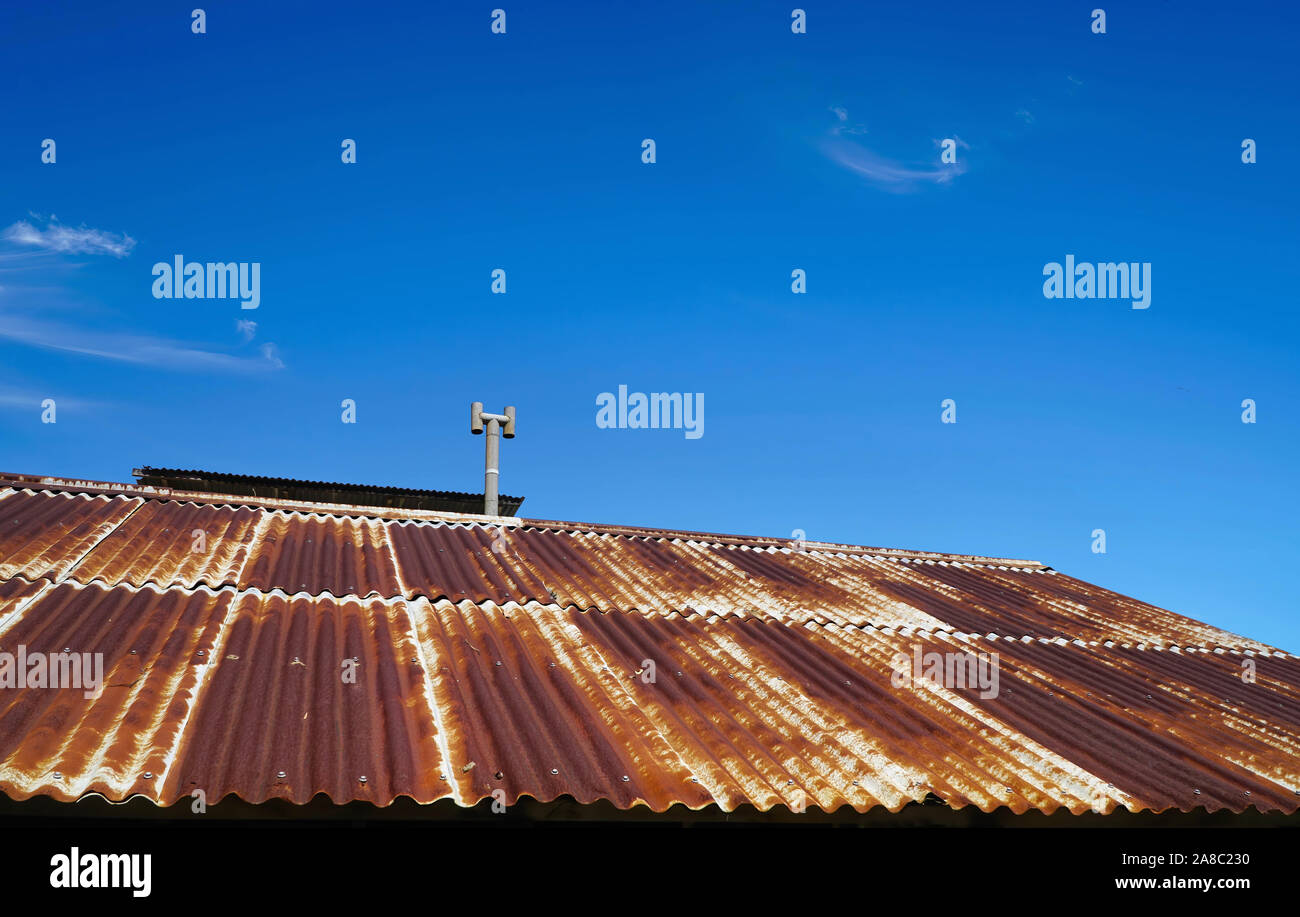 Rusty corrugated iron roof hi-res stock photography and images - Alamy