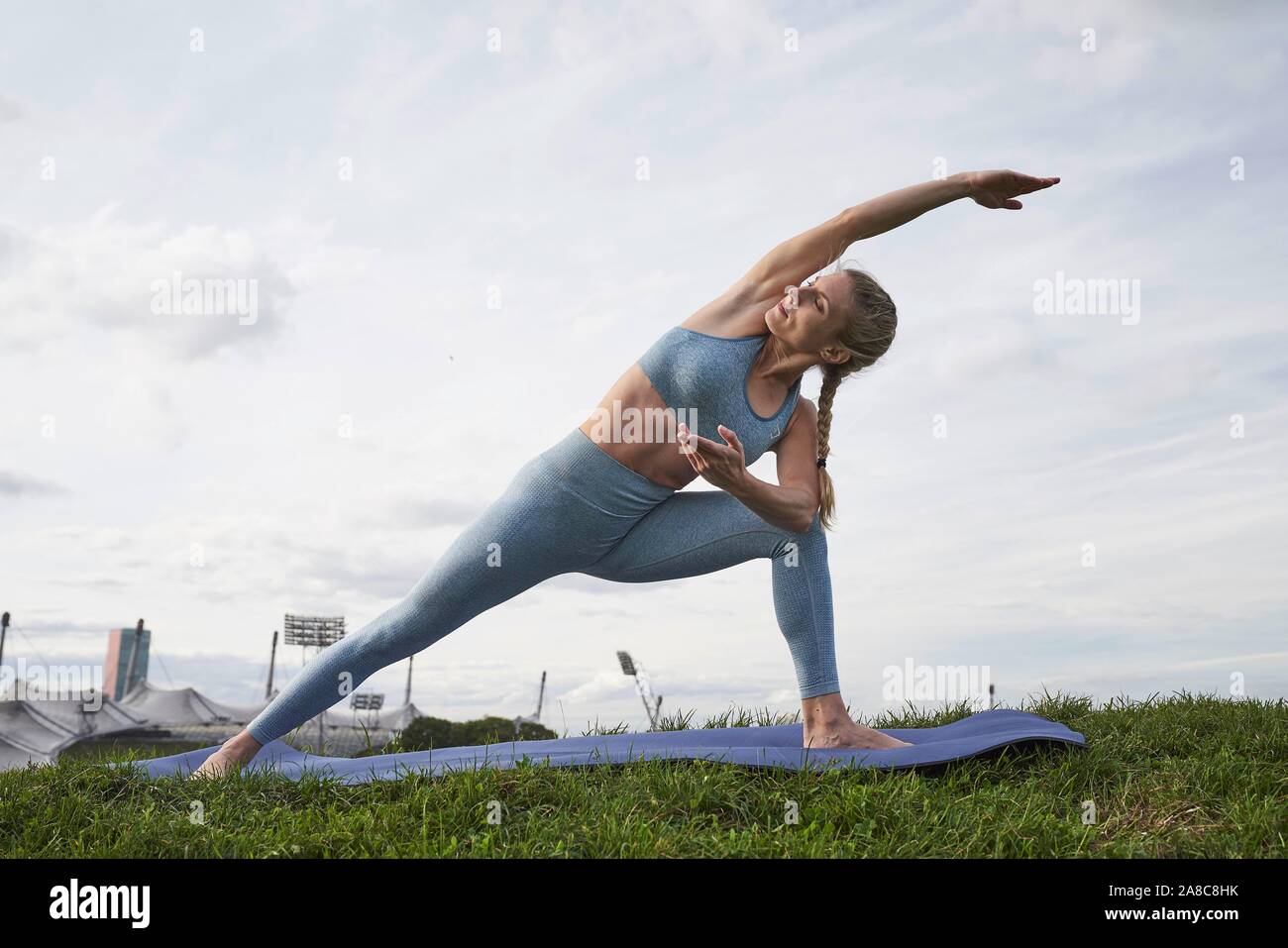 Young fitness model yoga hi-res stock photography and images - Alamy