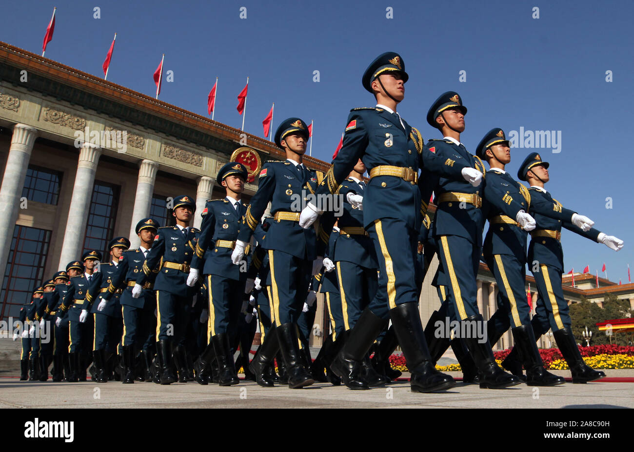 Beijing, China. 08th Nov, 2019. Chinese soldiers perform military honor ...