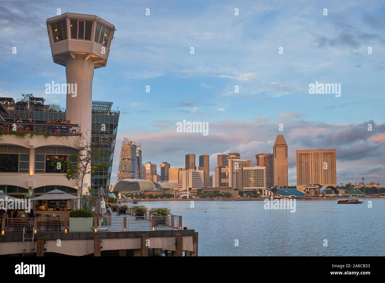 Old customs house singapore hi-res stock photography and images - Alamy