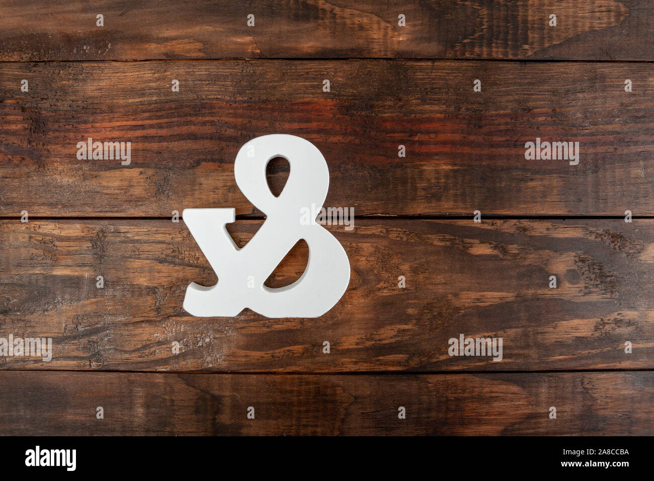 Elegant ampersand hi-res stock photography and images - Alamy