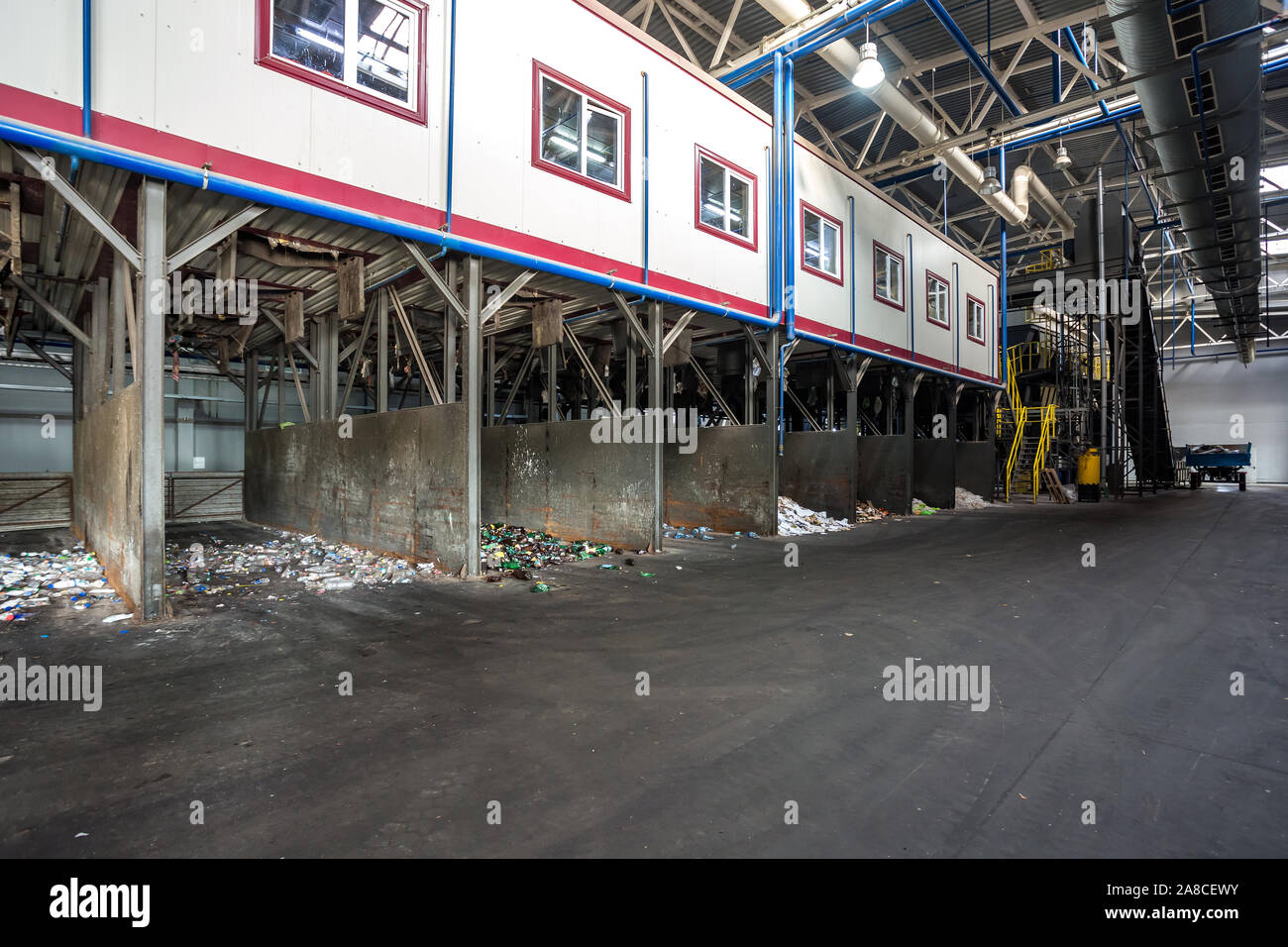 Secondary storage hi-res stock photography and images - Alamy