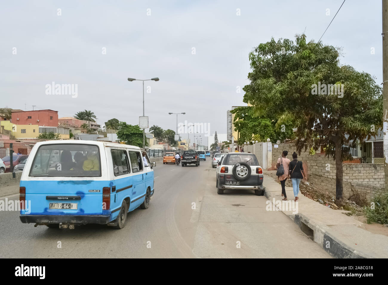 Traffic in luanda angola hi-res stock photography and images - Alamy