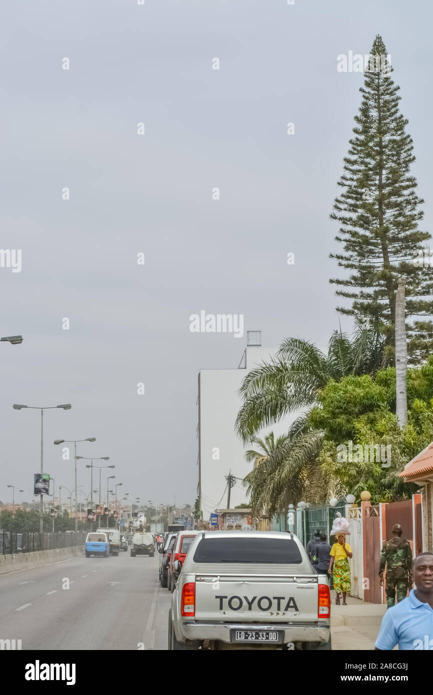Traffic in luanda angola hi-res stock photography and images - Alamy