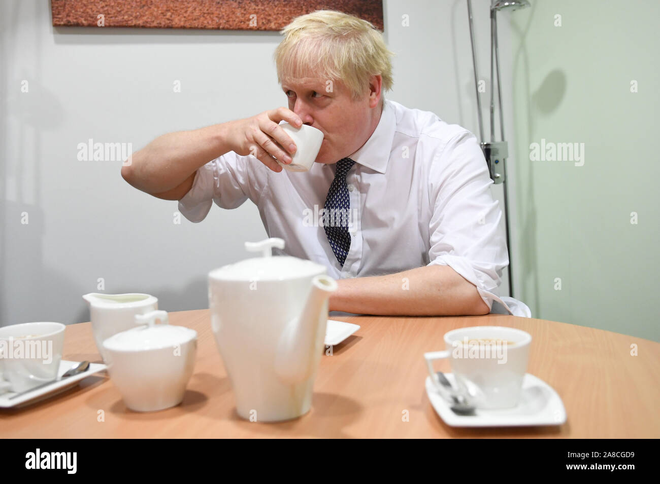 While on the general election campaign trail around the country hi-res ...