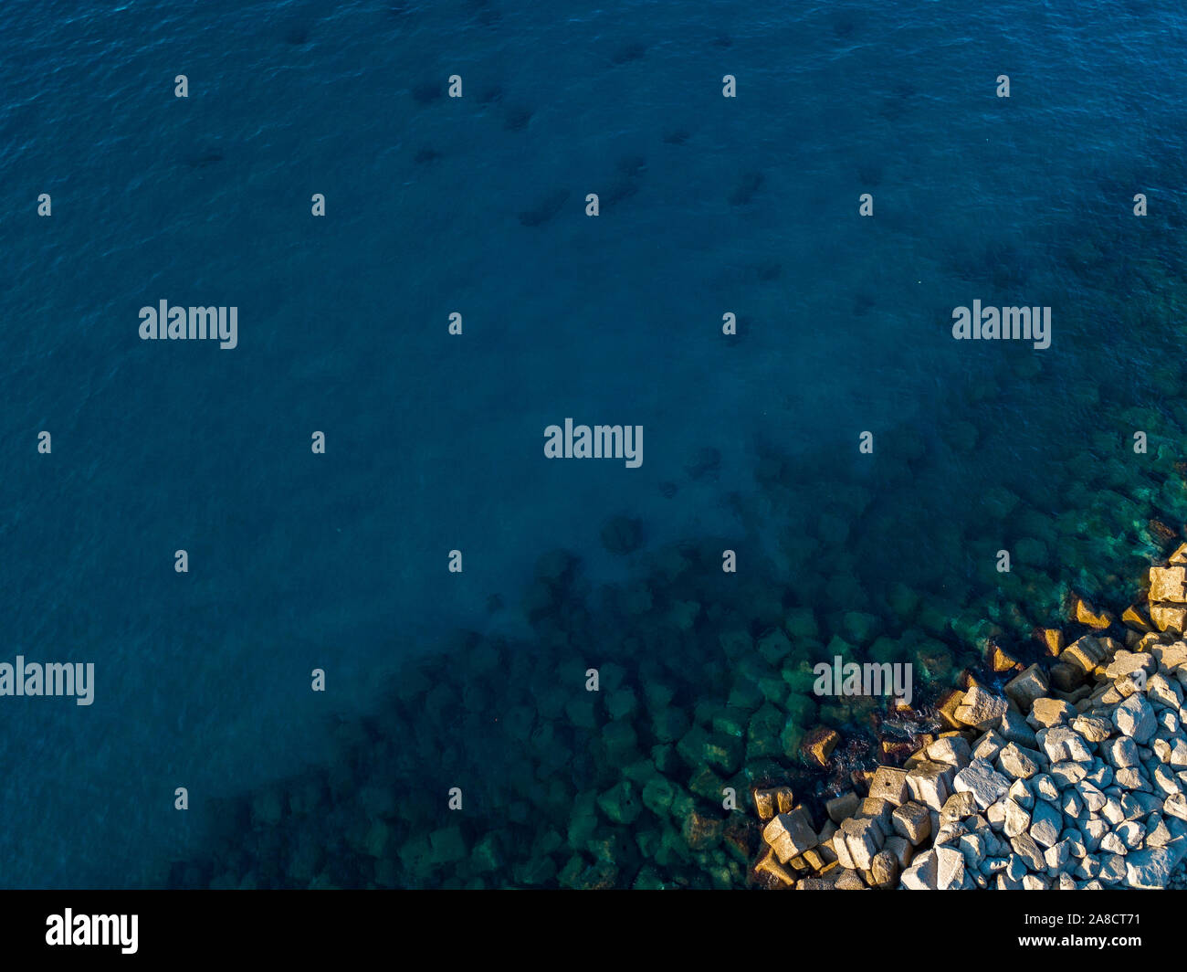 Reef overview hi-res stock photography and images - Alamy