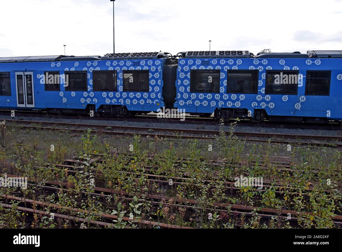 The world's first hydrogen fuel cell powered train, the Alstom Coradia ...