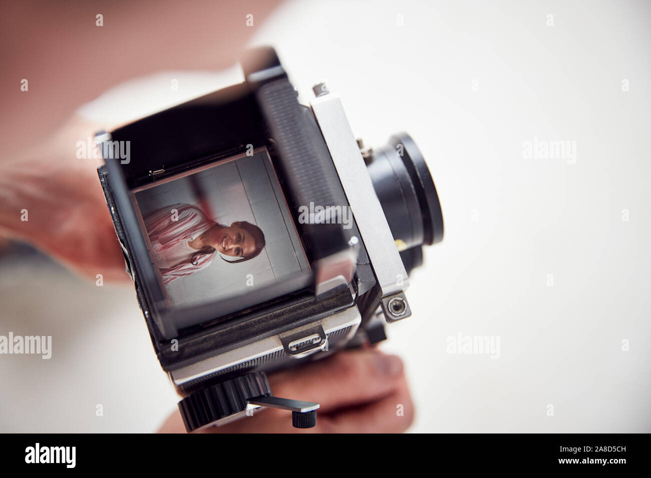 Female photographer camera viewfinder hi-res stock photography and ...