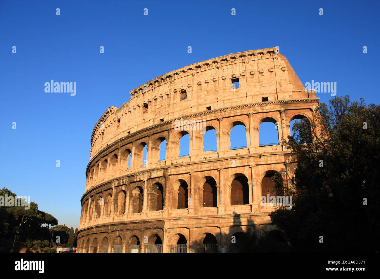 Blue sky over colosseum hi-res stock photography and images - Alamy