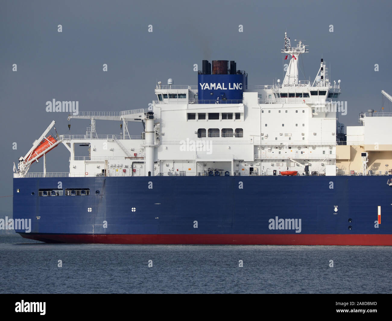 Largest tanker hi-res stock photography and images - Alamy