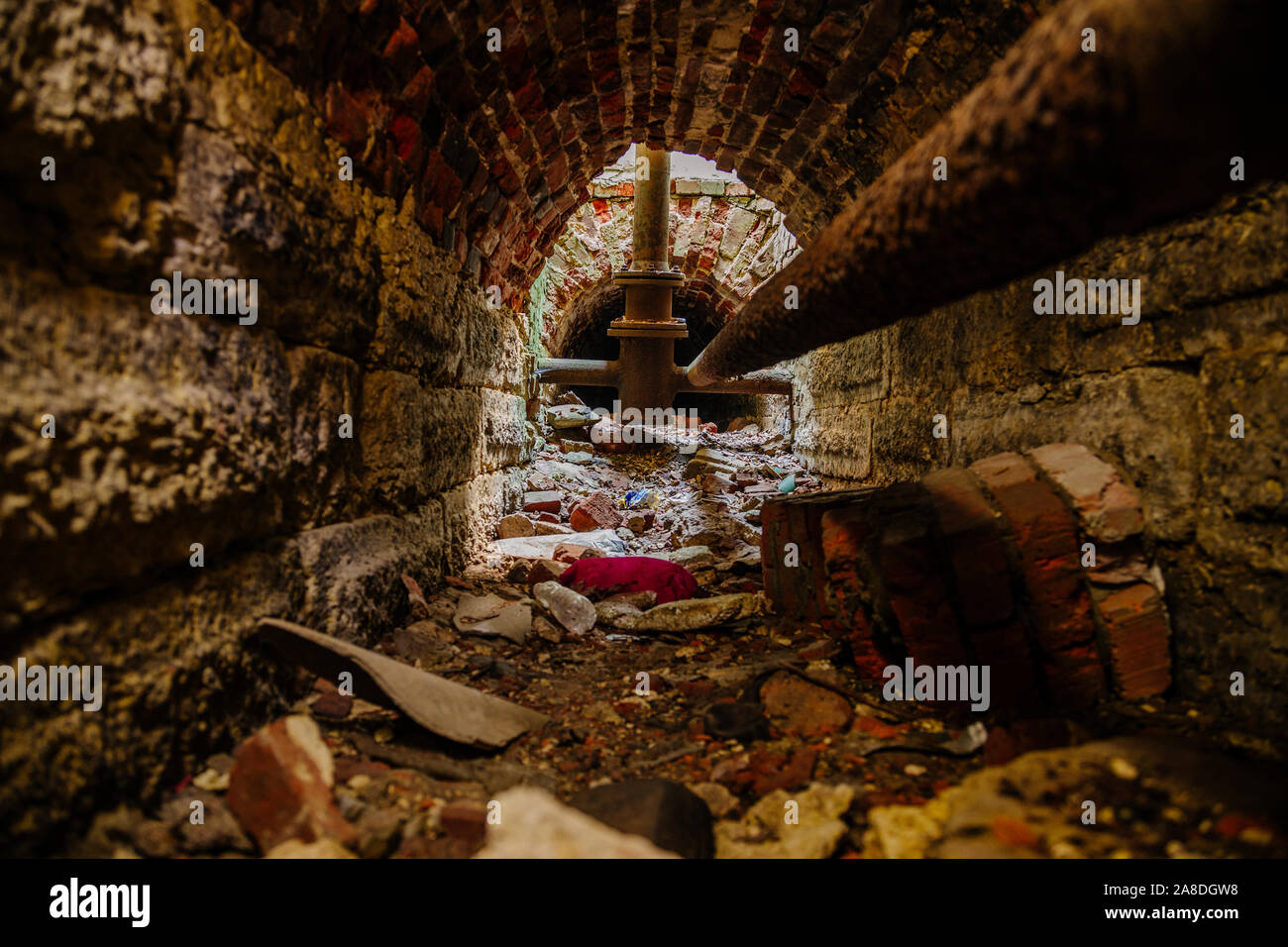 Mine tunnel collapsed hi-res stock photography and images - Alamy