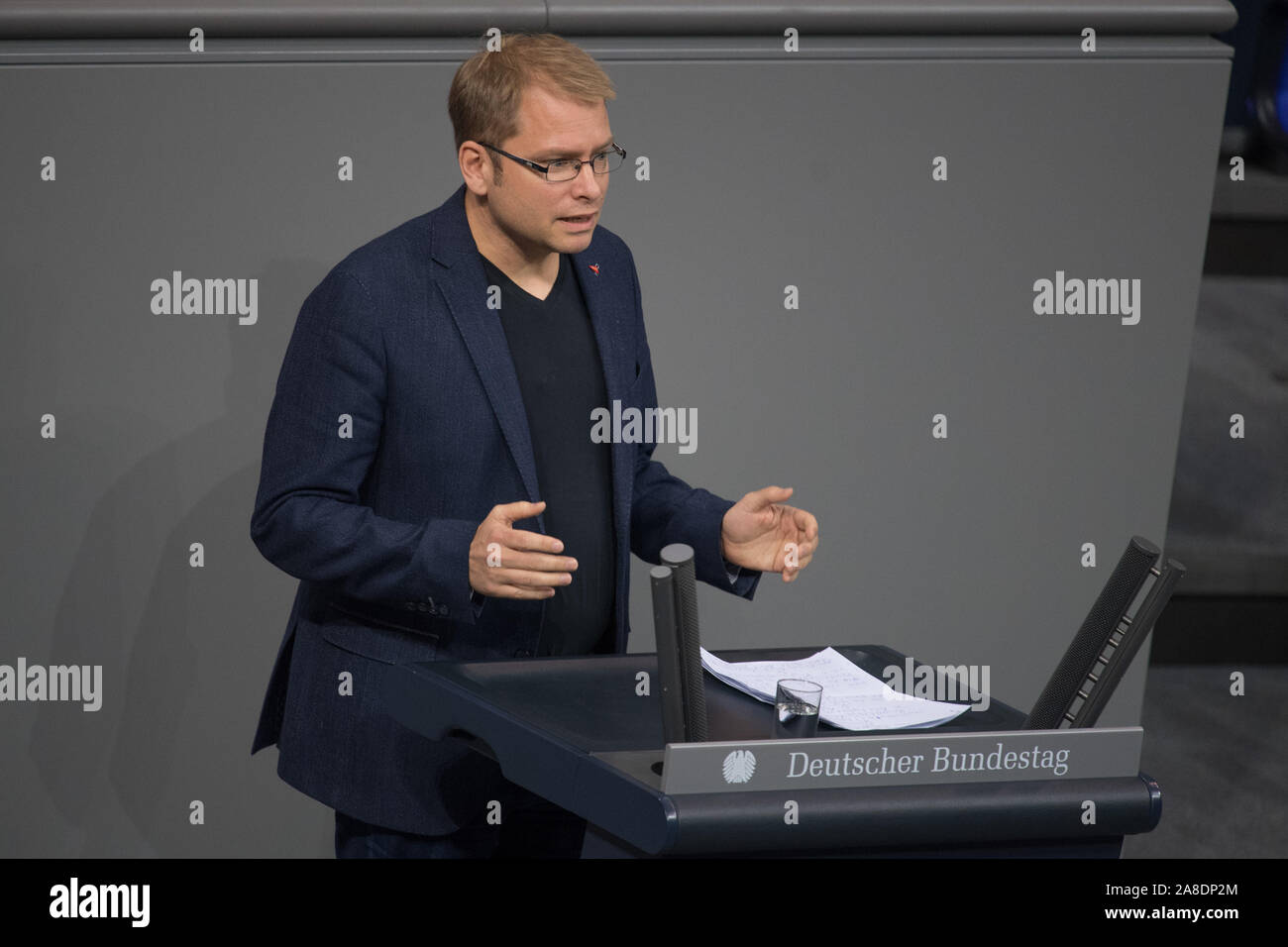 Berlin, Germany. 08th Nov, 2019. Lorenz Gösta Beutin (The Left) spoke ...