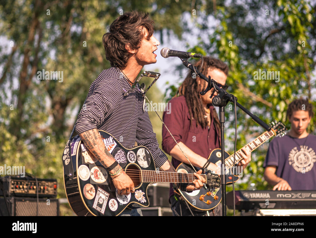 Side view portrait young punk hi-res stock photography and images - Alamy