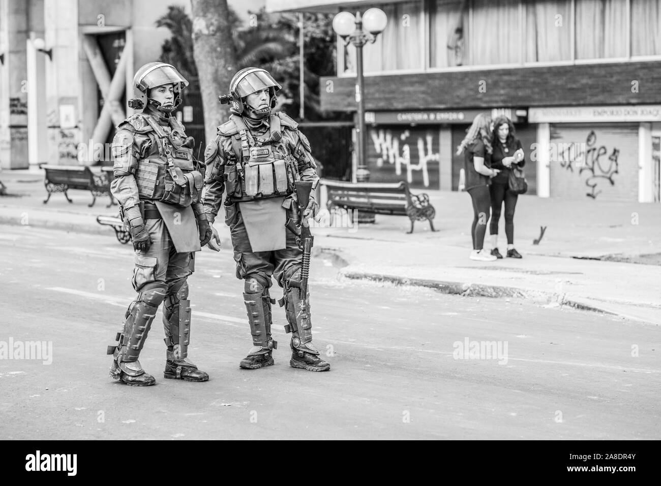 "Santiago de Chile Chile 6 November 2019 Clashes between police and ...