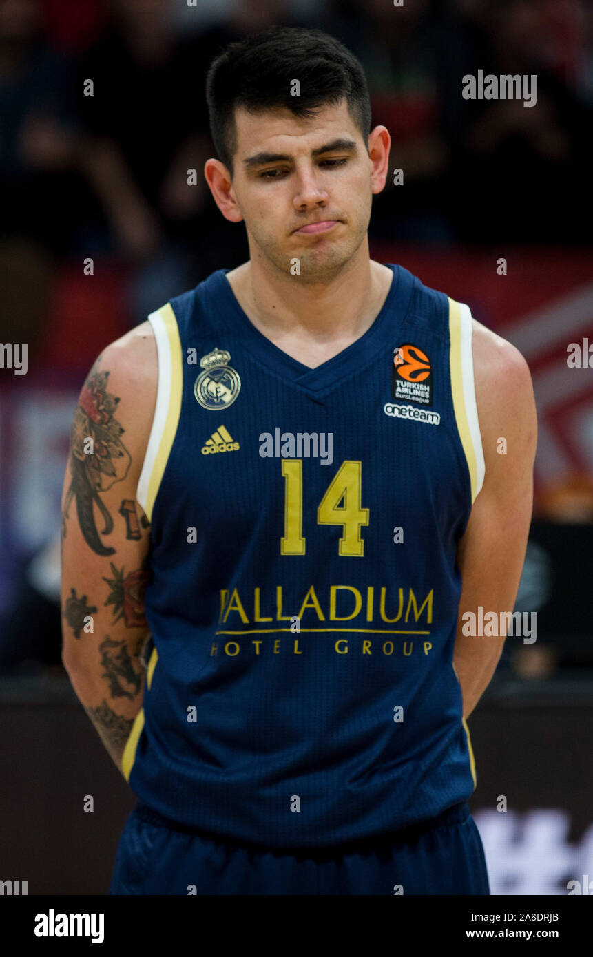 Gabriel deck basketball hi-res stock photography and images - Alamy