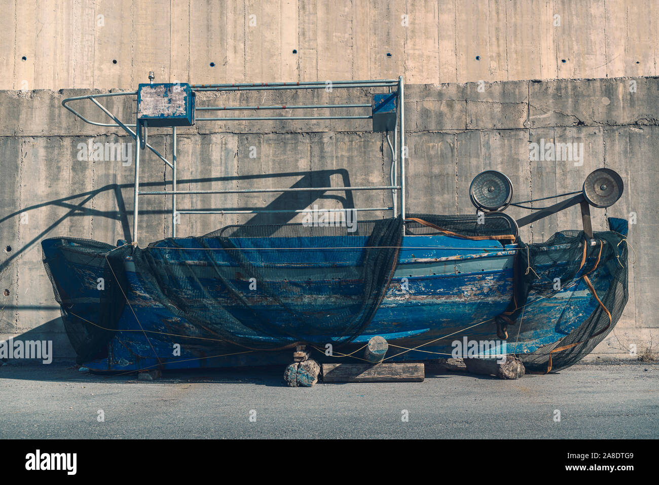 old hooker at the dry dock Stock Photo - Alamy