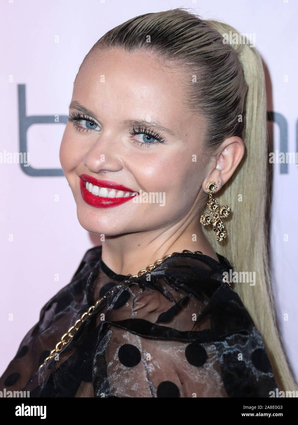 WEST HOLLYWOOD, LOS ANGELES, CALIFORNIA, USA - NOVEMBER 07: Model Alli ...