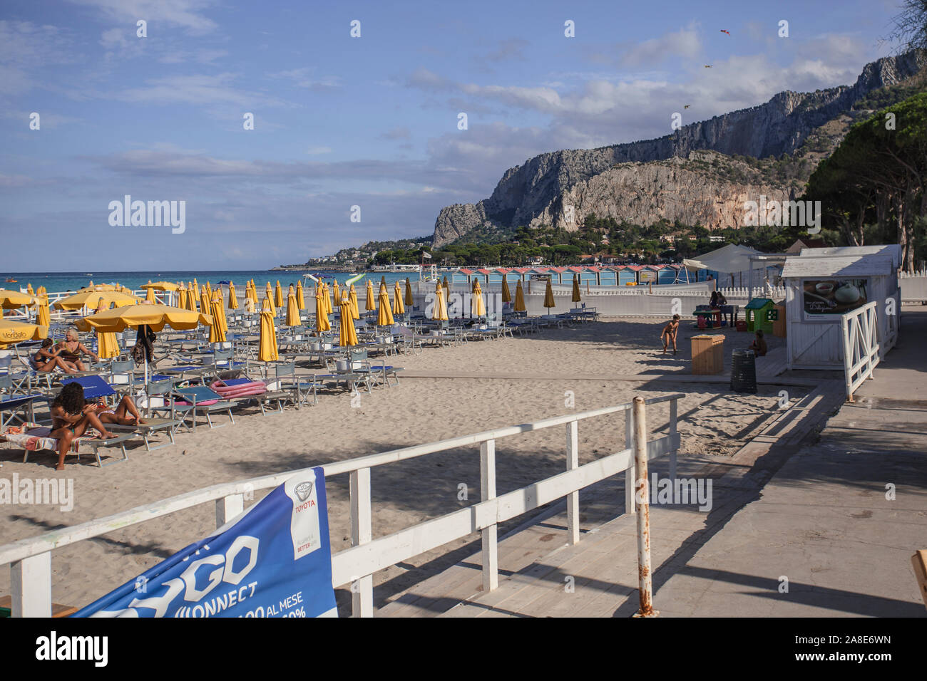 Mondello equipped beach #2 Stock Photo - Alamy