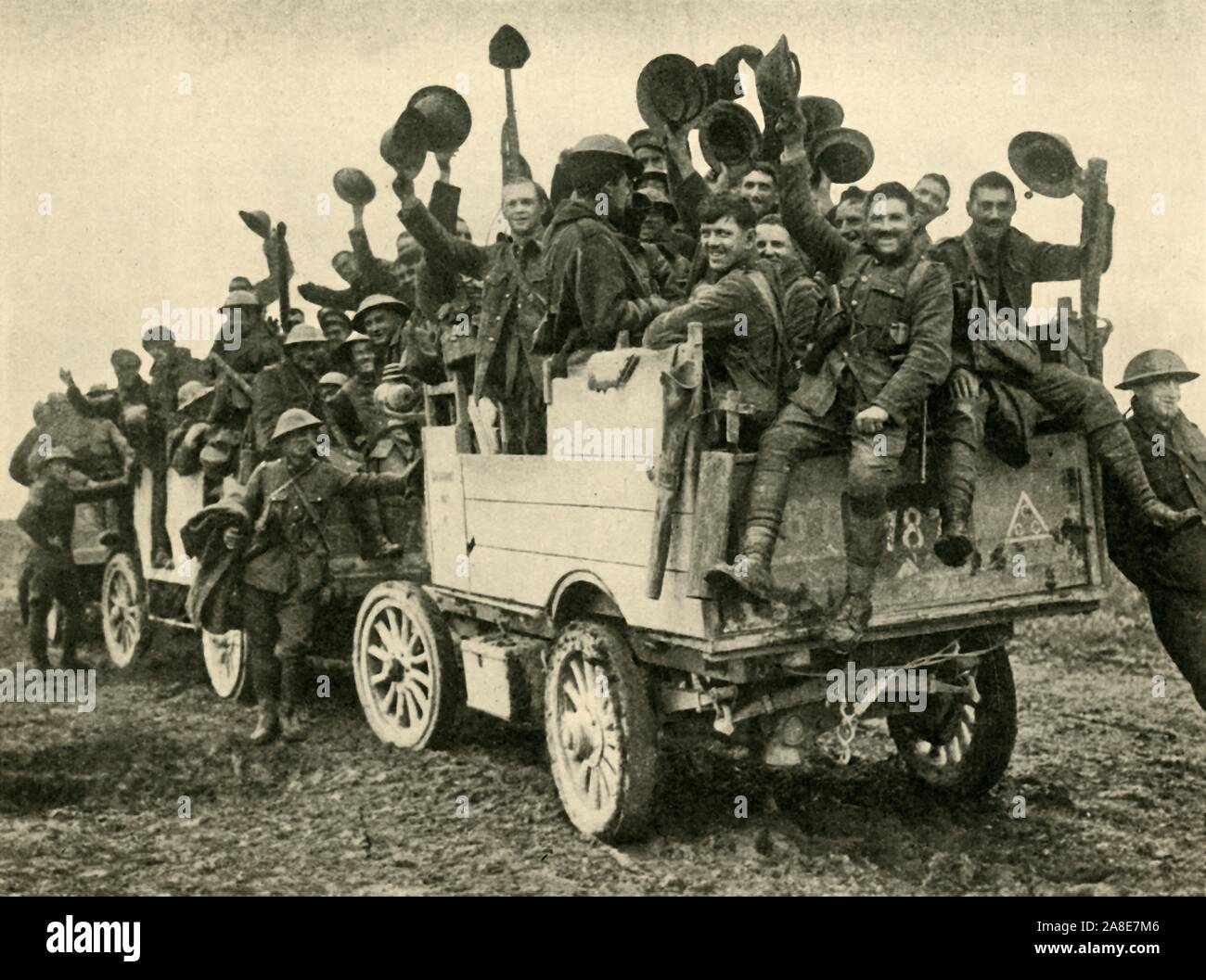 Ww1 lorry hi-res stock photography and images - Alamy