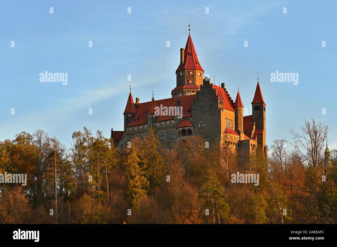 Romantic castle landscape hi-res stock photography and images - Alamy