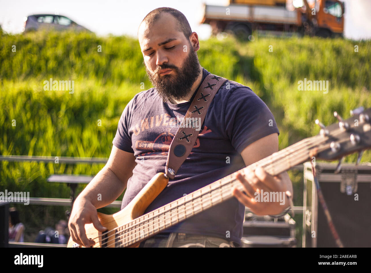 Bearded bass player hi-res stock photography and images - Alamy