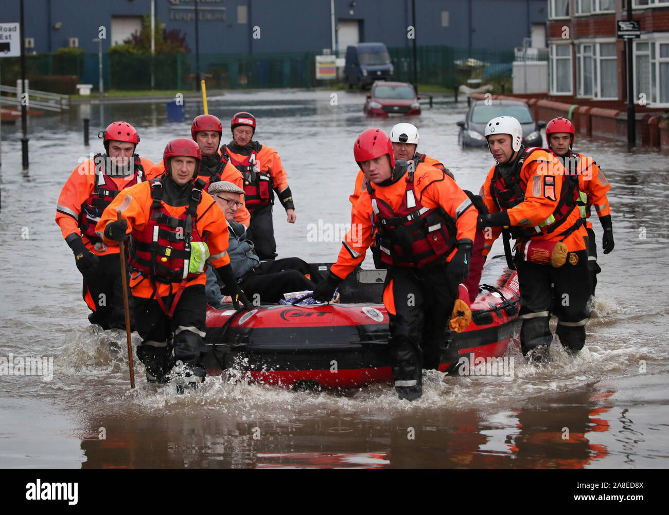 Fire rescue boat hi-res stock photography and images - Alamy
