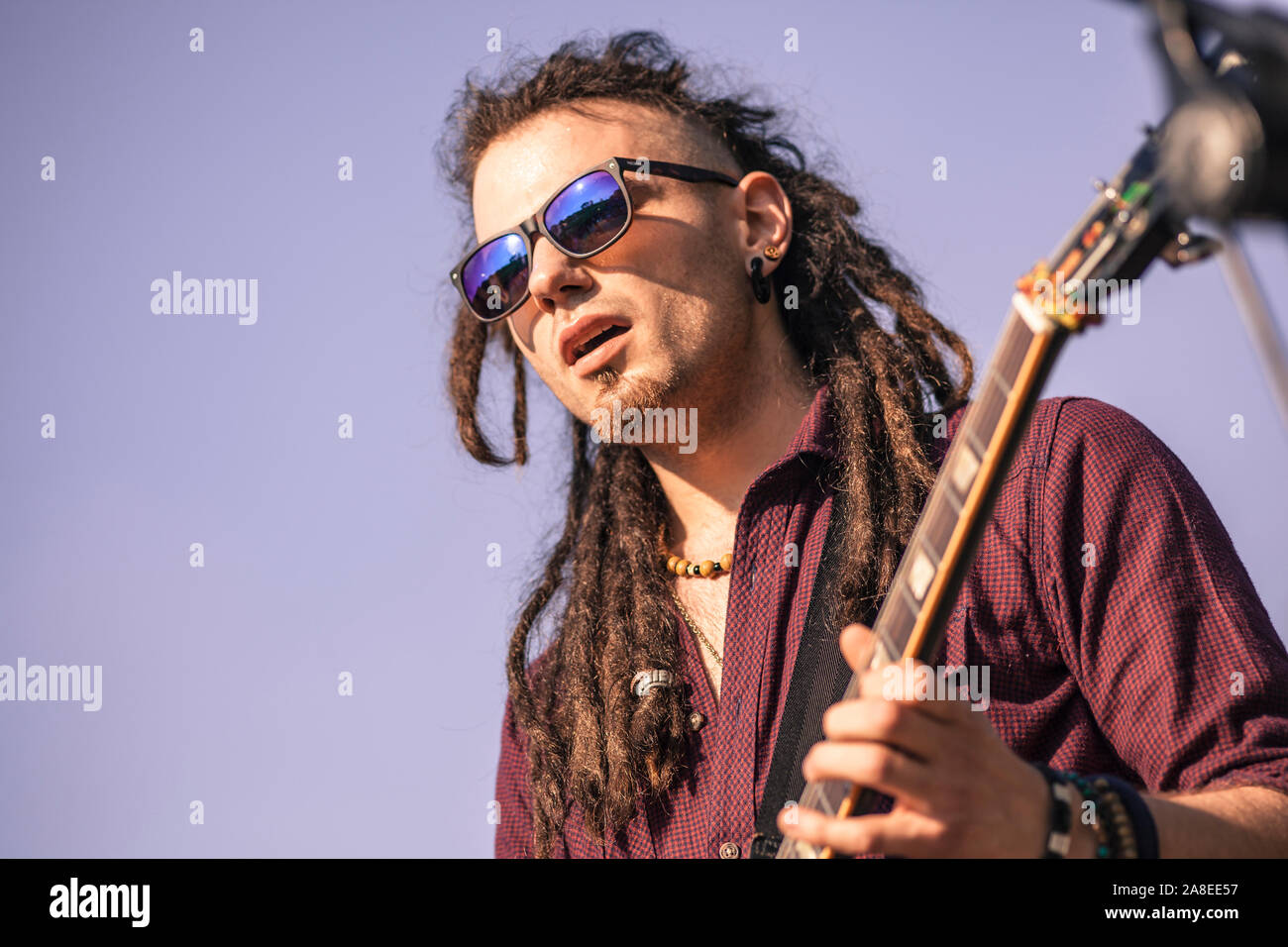 Rasta boy hat hi-res stock photography and images - Alamy