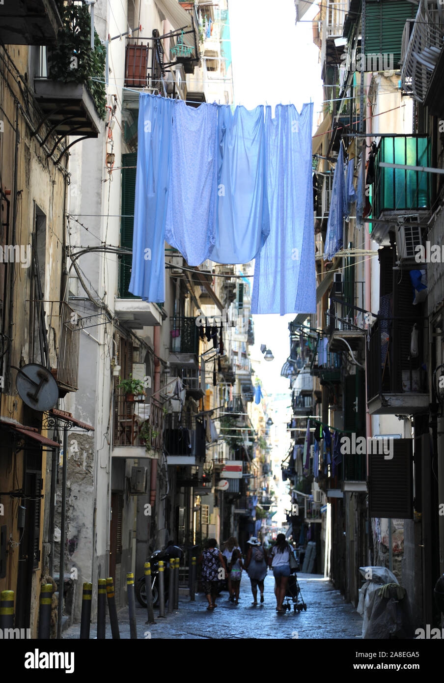 Naples street neighbourhood hi-res stock photography and images - Alamy