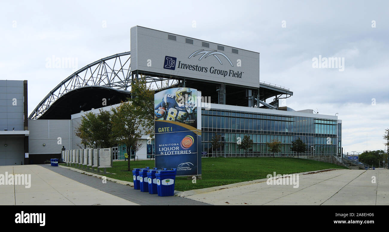 Blue bombers stadium hi-res stock photography and images - Alamy